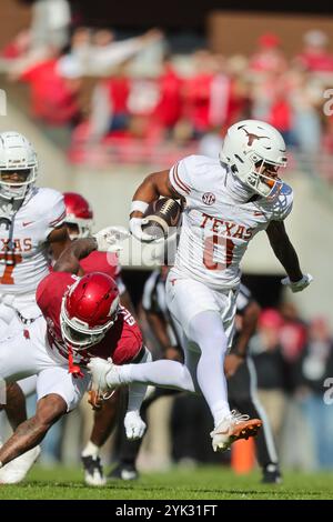 DeAndre Moore Jr. 16th Nov, 2024. #0 Longhorn receiver motions up to ...
