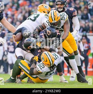 Green Bay Packers' Rashan Gary sacks Cleveland Browns' Joe Flacco ...