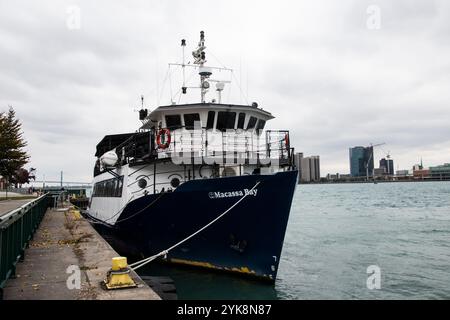 Macassa Bay boat docked at Windsor Sculpture Garden Park in Windsor ...
