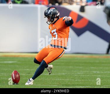 Denver Broncos' Wil Lutz (3) kicks a field goal during the first half ...