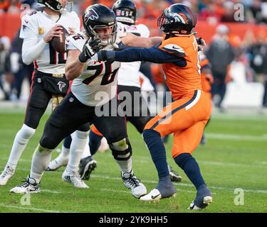 Denver Broncos linebacker Jonathon Cooper (0) rushes the quarterback ...