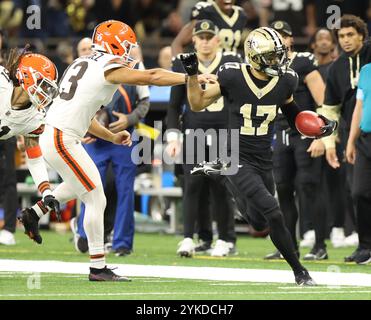 Cleveland Browns punter Corey Bojorquez (13) kicks the ball during an ...