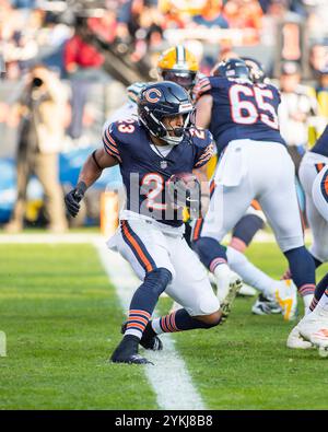 Chicago, USA, 22 Nov 2024. The official City of Chicago Christmas Tree ...