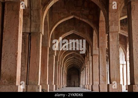 Corridor, Jami Masjid, Mandu, Madhya Pradesh, India Stock Photo - Alamy