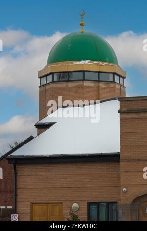 Lincolns Muslim Mosque, call to prayer, direction of Mecca, domes, new ...