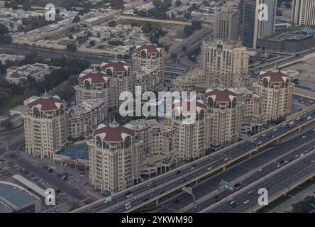 Al Murooj Complex Near Dubai Mall Downtown Burj Khalifa, Dubai - United ...