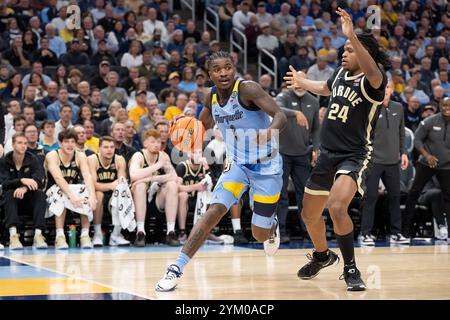 Purdue guard Gicarri Harris dribbles the ball during the second half of ...