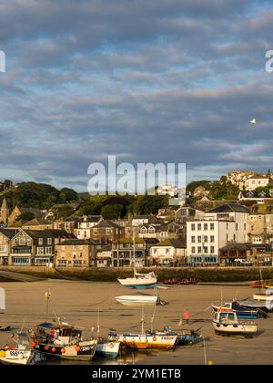Boats on the Sand, Dawn St Ives Harbour, Cornwall, England, UK, GB ...