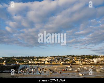Boats on the Sand, Dawn St Ives Harbour, Cornwall, England, UK, GB ...