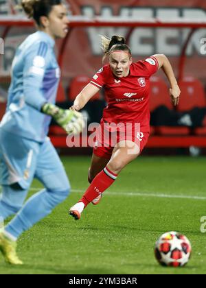 ENSCHEDE - Jaimy Ravensbergen of FC Twente (m) receives congratulations after scoring 3-2 during ...