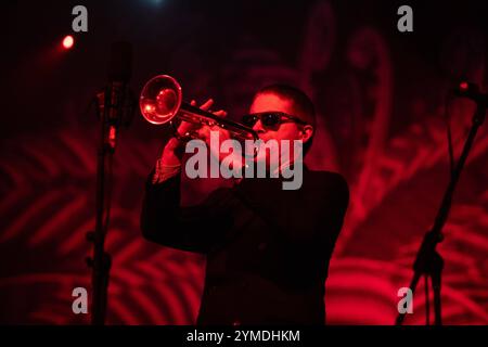 Toby Laing ("Tony Chang") of Fat Freddy's Drop Stock Photo - Alamy
