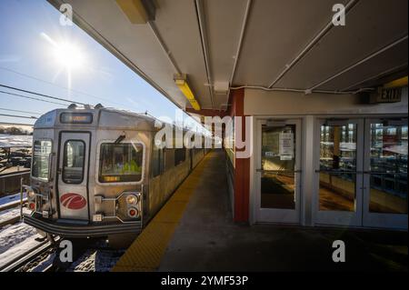 PATCO Train with the Philadelphia Skyline Stock Photo - Alamy