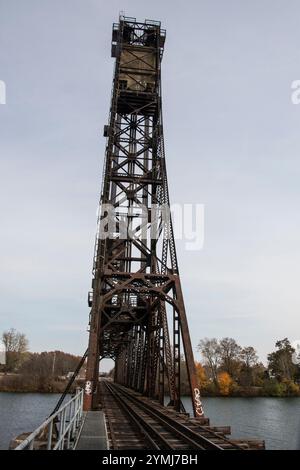 Rail vertical lift bridge in Port Colborne, Ontario, Canada Stock Photo ...