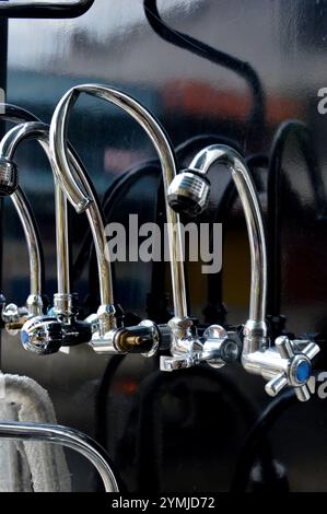display or examples of water tap on store Stock Photo - Alamy