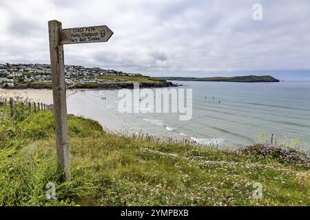 Sign for the coastal path in Polzeath Cornwall Stock Photo - Alamy