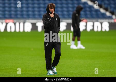 Oscar Schwartau of Norwich City arrives during the Sky Bet Championship ...