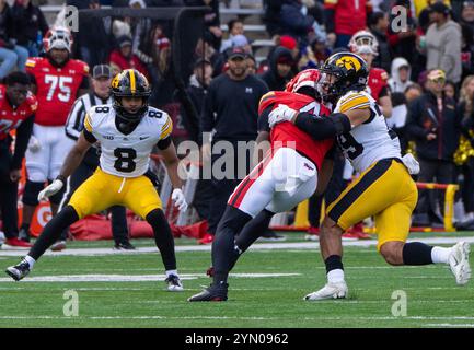 Iowa defensive back Sebastian Castro runs the 40-yard dash at the NFL ...