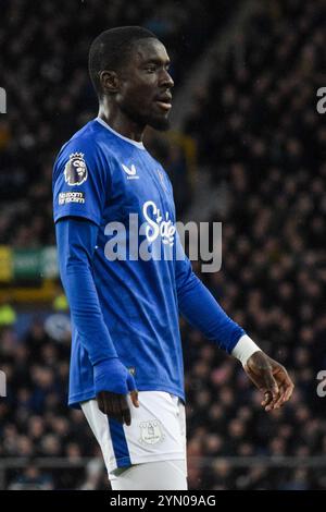 Everton midfielder Idrissa Gueye (27) in action during the Manchester ...