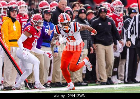 Illinois wide receiver Pat Bryant runs a drill at the NFL football ...