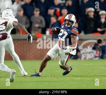 Auburn running back Jarquez Hunter participates in a drill at the NFL ...