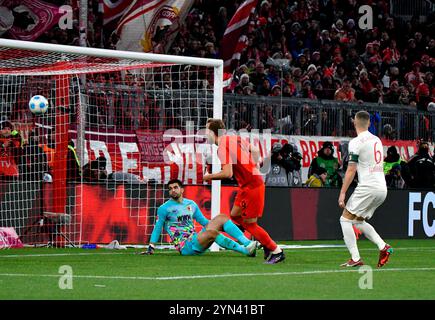 November 1, 2025, Allianz Arena, Munich, GER, 1.FBL, FC Bayern Munich ...