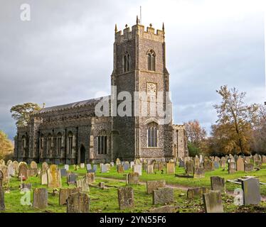 Holy Trinity church, Loddon, Norfolk, UK Stock Photo - Alamy