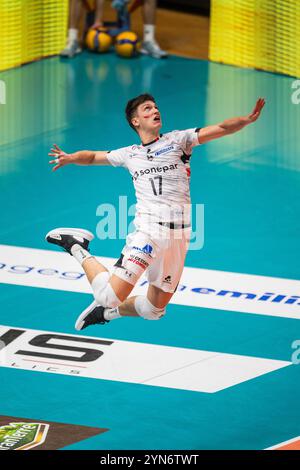 Luca Porro (Valsa Group Modena) celebrating during Gas Sales Bluenergy ...