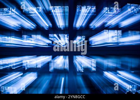 Zooming light play Stock Photo - Alamy