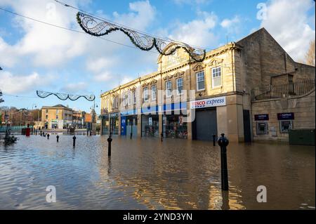 Flooding in the centre of Chippenham in Wiltshire where the River Avon ...