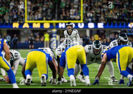 Philadelphia Eagles kicker Jake Elliott (4) kicks a field goal against ...