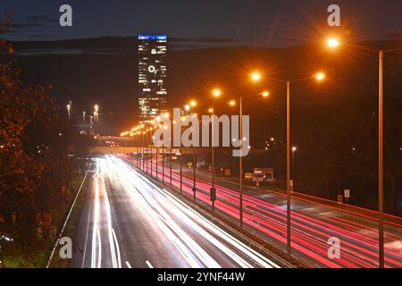 Sitz von des Telekommunikationsunternehem O2, Telefonica in Muenchen ...