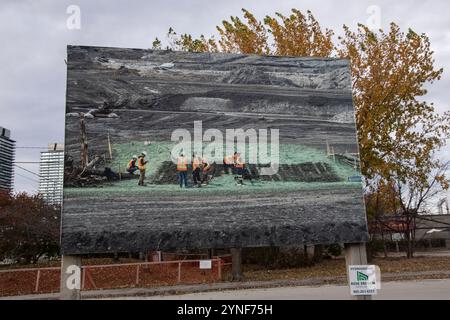 Mural construction workers on Cherry Street in Scarborough, Toronto ...