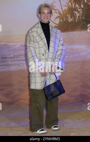 Bebe Vio attends the Disney movie premiere Zootropolis 2 green carpet ...