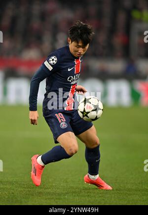 19 Lee KANG IN (psg) during the Ligue 1 MCDonald's match between Lens ...