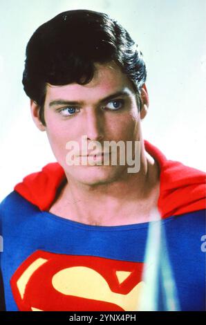 SUPERMAN II 1981 Warner Bros. film with Christopher Reeve as Clark Kent ...