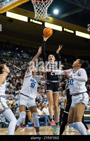 South Carolina forward Chloe Kitts (21) shoots during an NCAA college ...