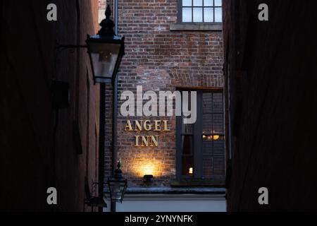 Angel Inn sign, Lands Lane, Briggate, Leeds Stock Photo - Alamy