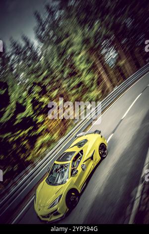 Chevrolet Corvette C8 Z06 at Classic Car Race, Jochpass Oldtimer ...