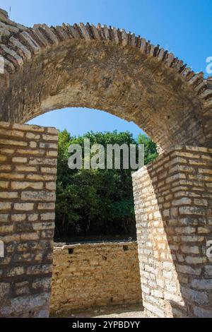 The entrance to the 3rd century Roman Amphitheatre in Butrint ...