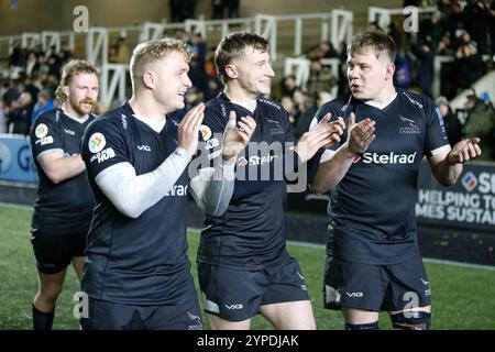 Newcastle Falcons’ Alex Hearle (left) and Northampton Saints’ Will ...
