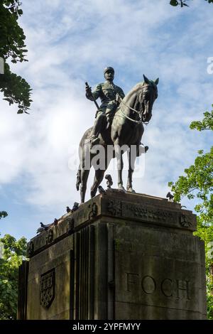 Statue of Ferdinand Foch, Foch Square, Lille, France Stock Photo - Alamy