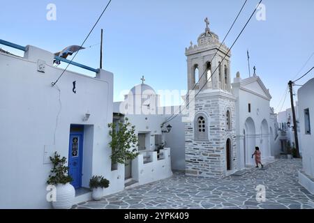 Orthodox church in Marpissa, on the Greek Cyclade island of Paros Stock ...