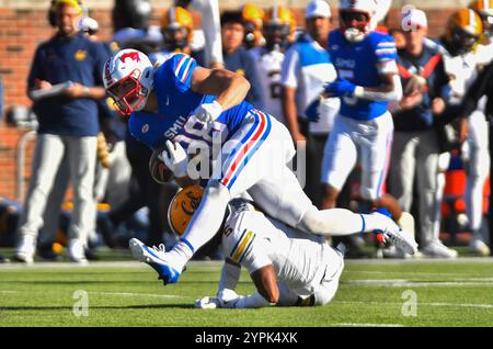 SMU tight end Matthew Hibner (88) catches a pass during an NCAA college ...