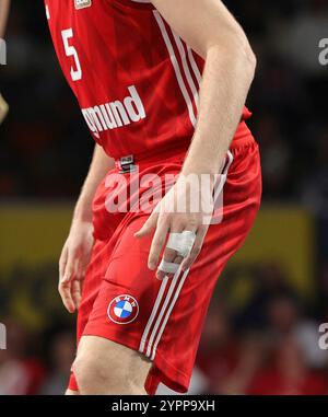 Niels Giffey (FC Bayern Basketball) trifft per Dunk, Vet Concept ...