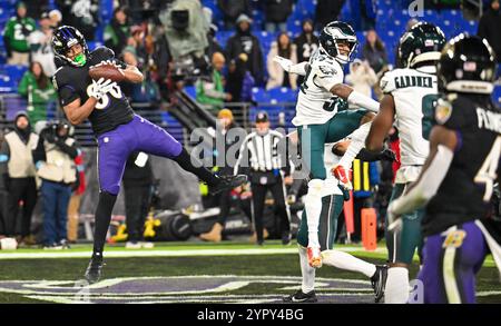 Philadelphia Eagles cornerback Isaiah Rodgers celebrates with daughter ...