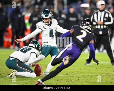 Philadelphia Eagles place kicker Jake Elliott kicks a field goal during ...