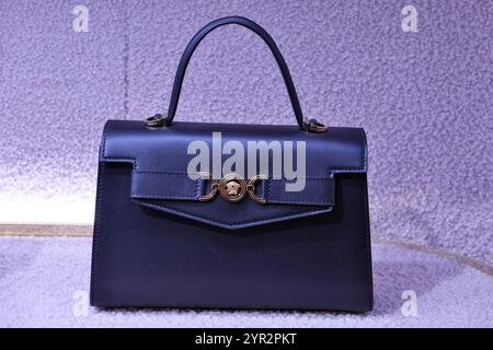 VERSACE BAG FOR WOMAN ON DISPLAY INSIDE THE FASHION BOUTIQUE Stock ...