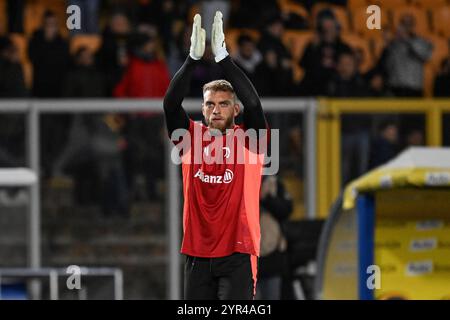 Michele Di Gregorio of Juventus FC enters the field of play prior to ...