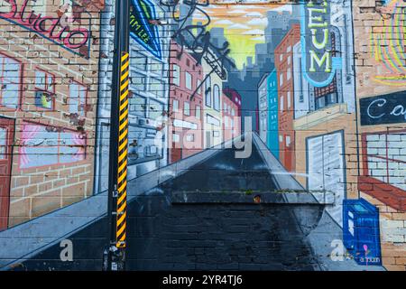Back alley art off Davie Street in Vancouver Canada Stock Photo - Alamy