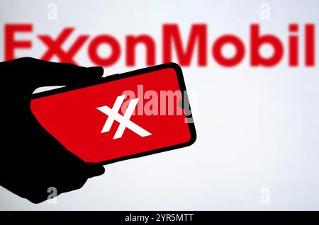 Exxonmobil logo on smartphone Stock Photo - Alamy